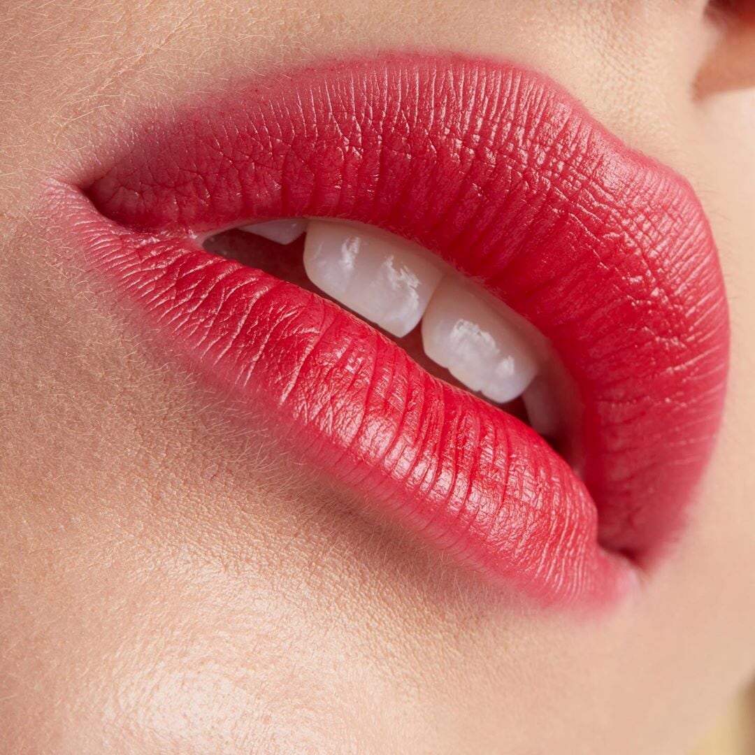 Prohibido olvidar los labios – Bellapierrechile